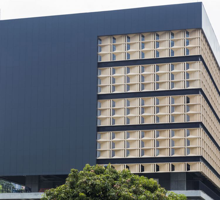 Universidad Eafit Mensula, Medellín, Colombia – ISAI CONTROLES